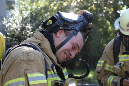 Firefighter Takes Off His Respirator After Editorial Stock Photo ...