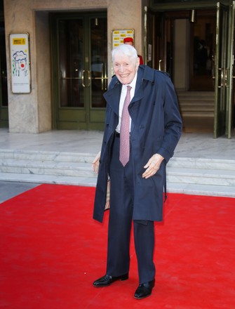 Le Professeur Christian Cabrol 21eme Gala Editorial Stock Photo - Stock ...