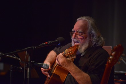 Pedro Luis Ferrer in concert, James L. Knight Center, Miami, FL, USA ...