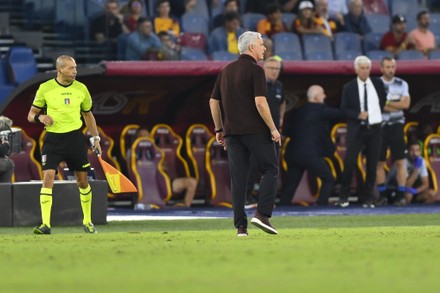 4,000 Italian football manager Stock Pictures, Editorial Images and ...
