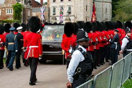 3,000 Military funeral procession Stock Pictures, Editorial Images and ...