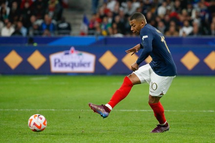 Frances Forward Kylian Mbappe Passes Ball Editorial Stock Photo - Stock ...
