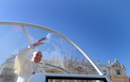 23 Pope valentine Stock Pictures, Editorial Images and Stock Photos ...