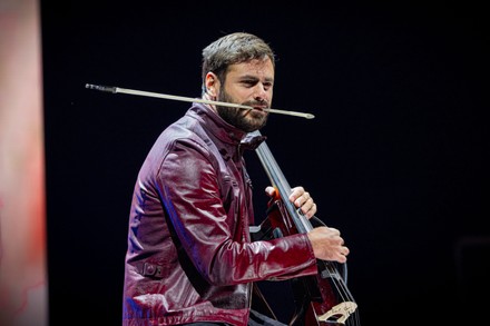 2Cellos In Verona, Italy - 22 Sep 2022 Stock Pictures, Editorial Images ...