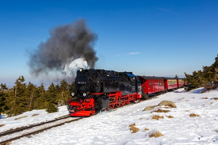 250 Vapor lines Stock Pictures, Editorial Images and Stock Photos ...