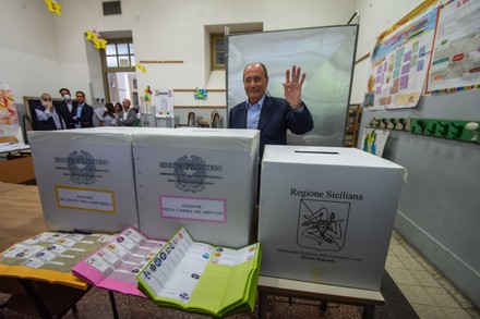 Italian Elections Day 2022, Palermo, Italy - 20 Sep 2022 Stock Pictures ...