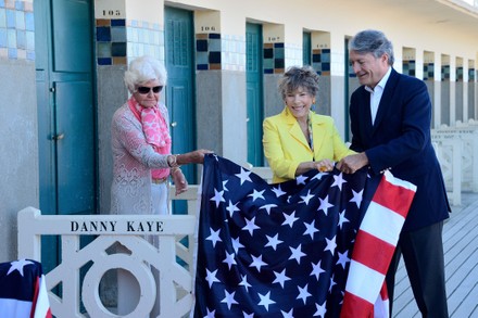 Dena Kaye Posing Deauvilles Mayor Philippe Editorial Stock Photo ...