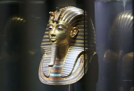Golden Mask King Tutankhamun On Display Editorial Stock Photo - Stock ...