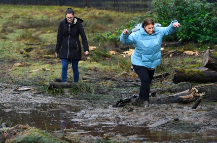 Wet Weather Walkers Cyclists Brave Wet Editorial Stock Photo - Stock ...