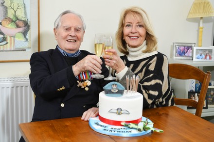 Colin Bell Dfc 85th Anniversary Spitfire Editorial Stock Photo - Stock ...