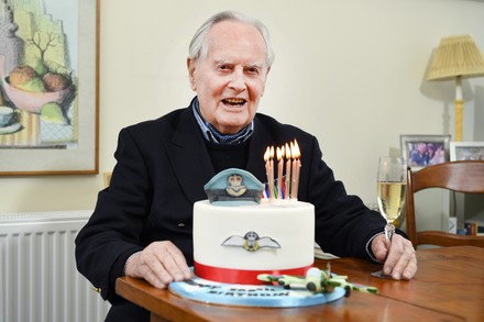 Colin Bell Dfc 85th Anniversary Spitfire Editorial Stock Photo - Stock ...