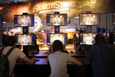 Visitors Worlds Largest Computer Game Fair Editorial Stock Photo ...