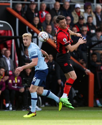 Kieffer Moore Bournemouth Ben Mee Brentford Editorial Stock Photo ...