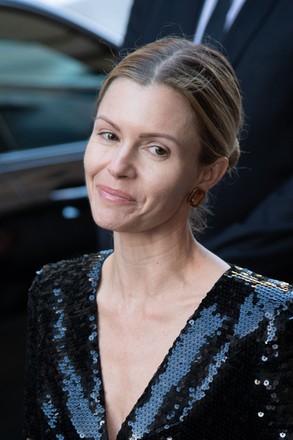 Elizabeth Sulcer Attending Monot Womenswear Springsummer Editorial ...