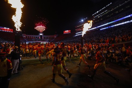 Usc Trojans Football Team Run Onto Editorial Stock Photo - Stock Image ...
