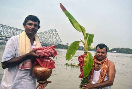 imágenes de Nabapatrika ritual during Durga Puja in Kolkata, West ...