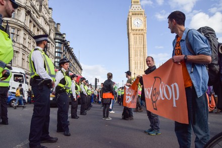 4,000 Energy protests Stock Pictures, Editorial Images and Stock Photos ...