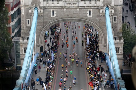 London Marathon Runners Approaching Tower Bridge Editorial Stock Photo ...