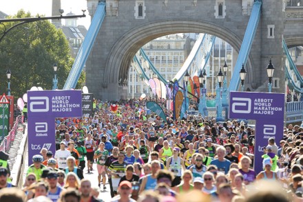 London Marathon Runners Crossing Tower Bridge Editorial Stock Photo ...