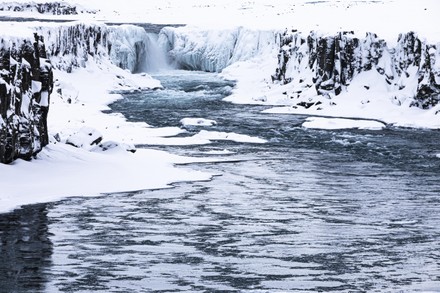 500 Iced river Stock Pictures, Editorial Images and Stock Photos ...