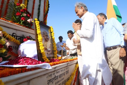 92 Gandhi circle Stock Pictures, Editorial Images and Stock Photos ...