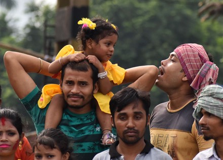 imágenes de Naba Patrika Snan, KOLKATA, West Bengal, India - 02 Oct ...