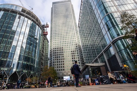 London Uk Rush Hour Canary Wharf Editorial Stock Photo - Stock Image ...