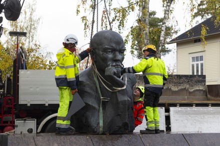 1,000 Lenin statue Stock Pictures, Editorial Images and Stock Photos ...