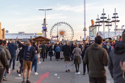 Hundreds Thousands Visit Oktoberfest 2022 On Editorial Stock Photo ...