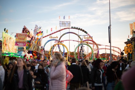Hundreds Thousands Visit Oktoberfest 2022 On Editorial Stock Photo ...