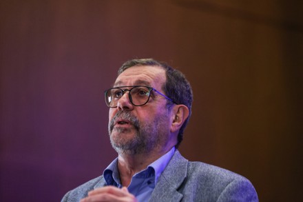 French Physicist Alain Aspect Addresses Press Editorial Stock Photo ...