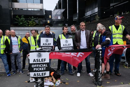 Aslef train strike, London, UK. - 5 Oct 2022. Stock Pictures, Editorial ...