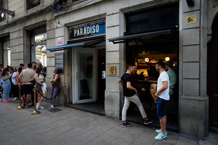 Patrons Wait Entrance El Paradiso Bar Editorial Stock Photo - Stock ...
