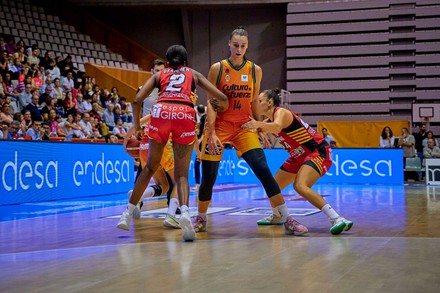 Spar Girona v Valencia Basket, Spanish Women's Basketball League ...