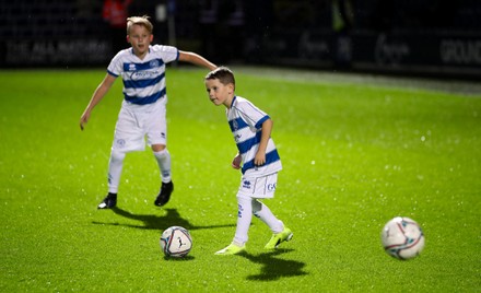 Mascots Pre Match Presentations First Time Editorial Stock Photo ...