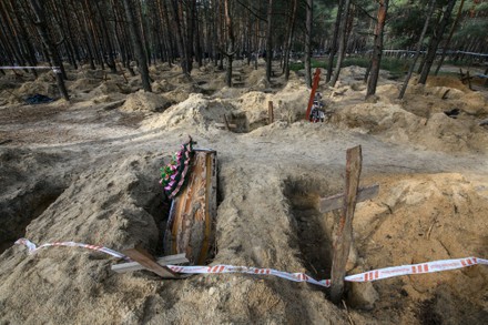 Graves Victims War Crimes Russian Army Editorial Stock Photo - Stock ...