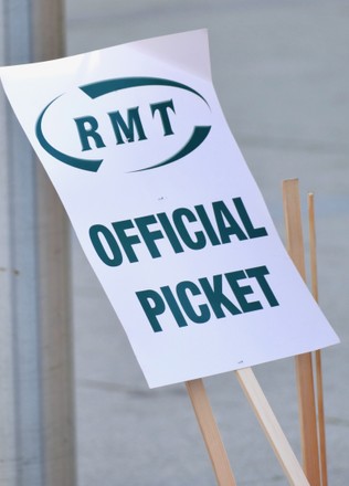 Rmt Union Members Official Picket Outside Editorial Stock Photo - Stock ...