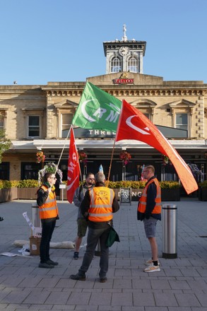 Rmt Union Members Official Picket Outside Editorial Stock Photo - Stock ...