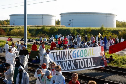 Climate Activists Belonging Code Rouge Coalition Editorial Stock Photo ...