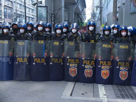 20 Civil disturbance unit Stock Pictures, Editorial Images and Stock ...