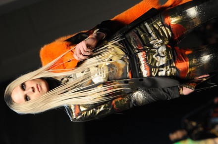 Androgynous Model Moment Andrej Pejic Displays Editorial Stock Photo ...