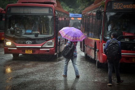 Heavy Rain Lashes Delhi-NCR, Traffic Snarls Due To Waterlogging, New Delhi, India - 08 Oct 2022 ...
