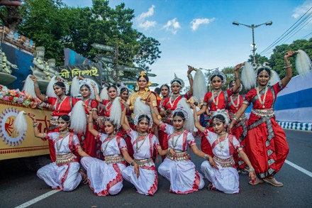 6,000 Carnival members Stock Pictures, Editorial Images and Stock ...