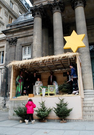 __COUNT__ Creche de Bethleem for Christmas in Paris., France - 16 Dec ...