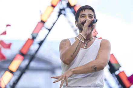 Camilo Performs On Stage During Hispanidad Editorial Stock Photo ...