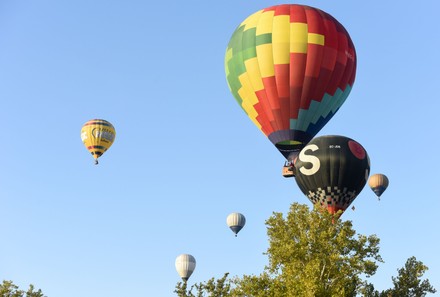 4,000 Balloon festival Stock Pictures, Editorial Images and Stock ...