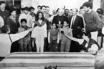 Undated Photo Muammar Gaddafi Family Seen Redaktionelles Stockfoto ...
