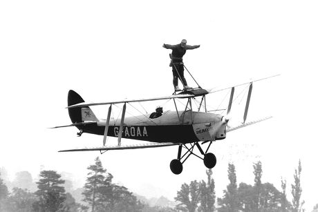 35 Bi wing aircraft Stock Pictures, Editorial Images and Stock Photos ...