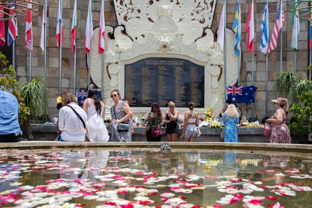 Relatives Victims 2002 Bali Bombings Mourn Editorial Stock Photo ...