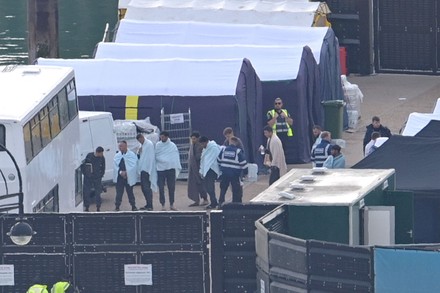 Members Border Force Escort Migrants Back Editorial Stock Photo - Stock ...